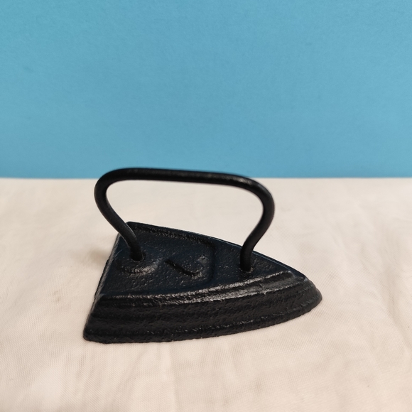 Accents | Cast Iron Mini Toy Flat Sad Iron Wheart Design | Poshmark